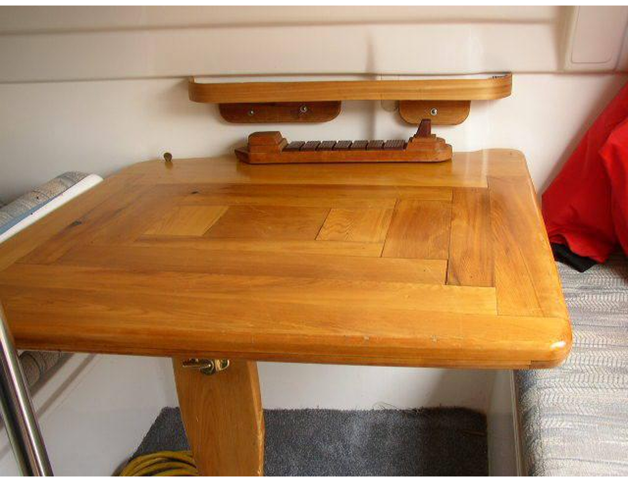 small shelf over table - Macgregor Mods